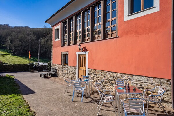 Country House 'La Posada Del Chano' With Mountain View, Private Pool And Wi-fi - Cangas del Narcea