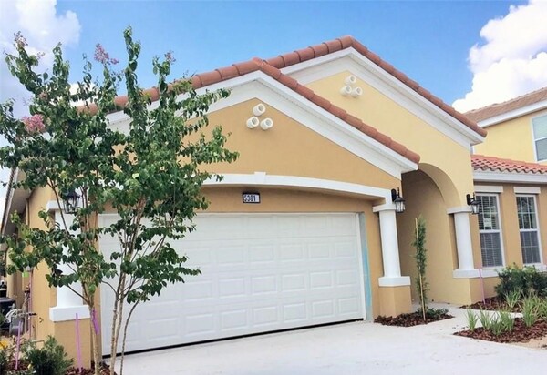 Solterra Sunscape - Beautiful Resort Pool Villa Close Toall Orlando Attractions - Davenport, FL