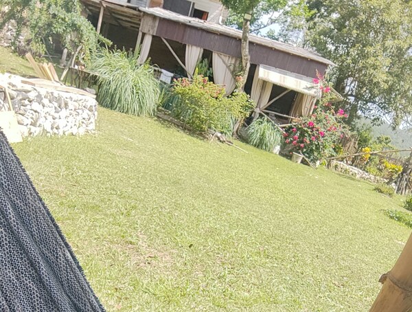 Suga Mill Farm, Mountains View Cabins With Private Plunge Pool. - Cave