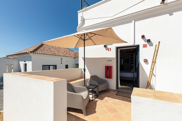 Suite 6: Double Superior, Private Terrace, B&b - Faro