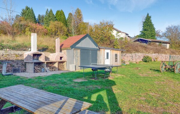 Amazing Apartment In Le Saulcy - Lorraine