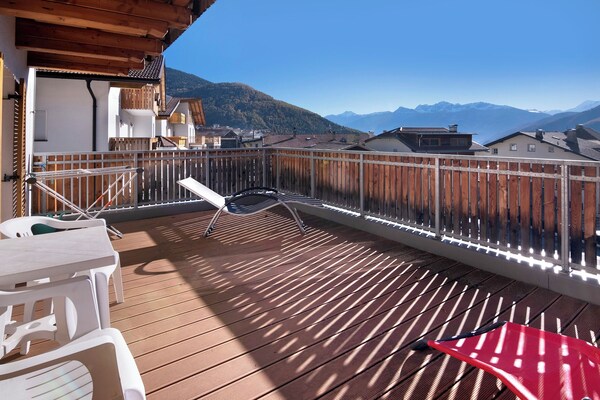 Ferienwohnung 'Haus Peer A 2' Mit Bergblick, Privater Terrasse Und Wi-fi - Burgeis