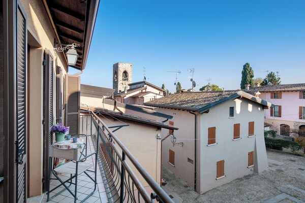 Apartamento 'Appartamento Piccolo Principe' Con Balcón, Wi-fi Y Aire Acondicionado - Desenzano del Garda