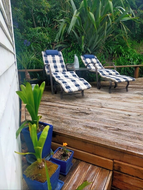 Waterfront Retreat Of Kaipara Harbour. - Paparoa
