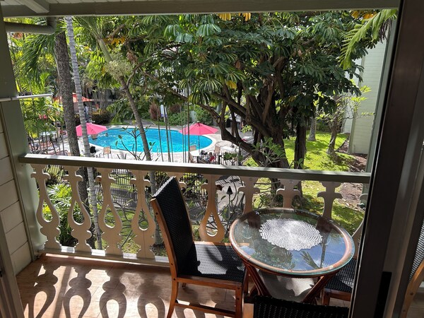 Charming Condo Hotel In Lovely Beach Front Kailua-kona With Ac, Wifi - Kailua-Kona, HI
