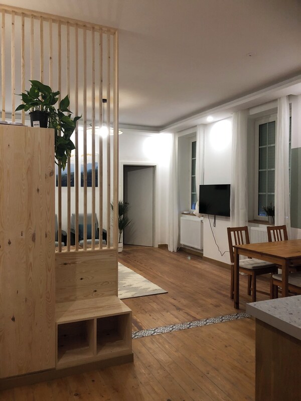 Appartement De Charme Tout Rénové Et Proche De Toutes Les Commodités. - Strasbourg