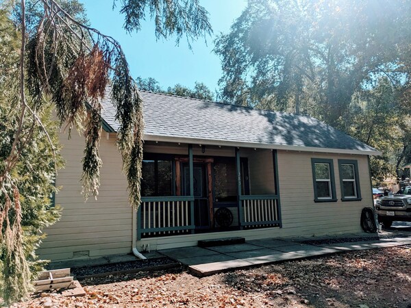 1949 Ranch Home Downtown Sonora! - Sonora, CA