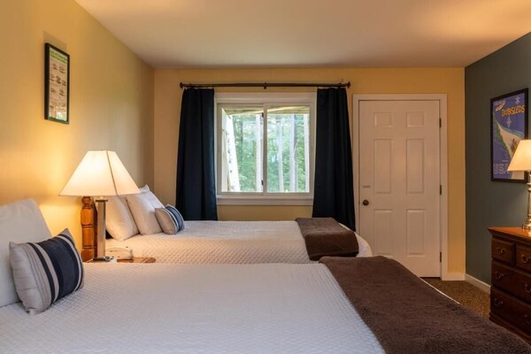 Cozy Resort In Awesome Bethel With Ac, Fitness Room, Wifi - Maine