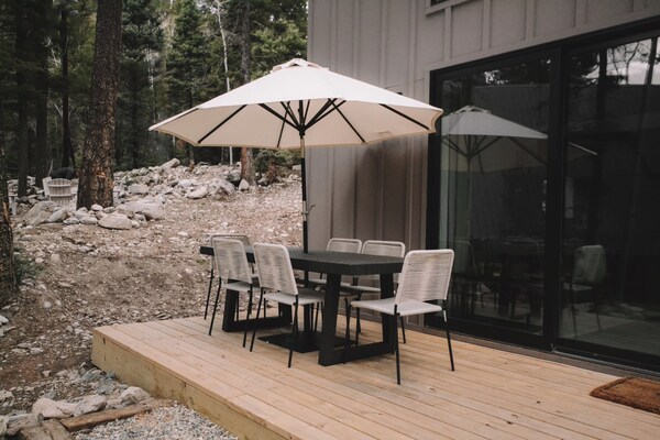 Designer Cabin In Taos Ski Valley - Taos Ski Valley, NM
