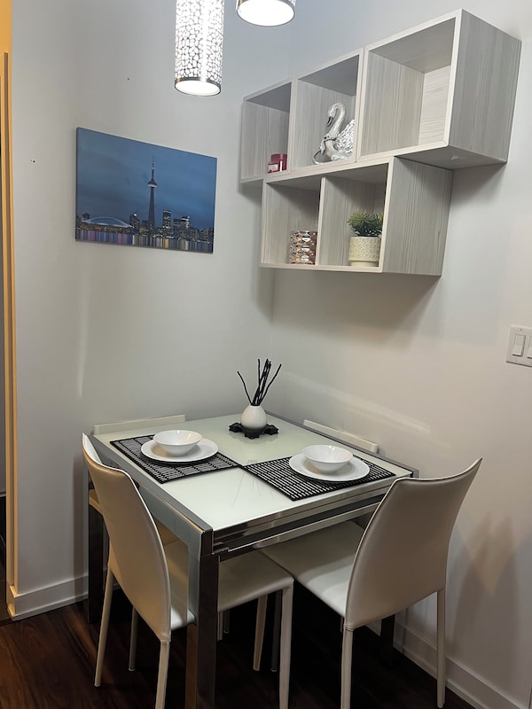 Luxury 2 Bedroom Condo With Amazing View - Toronto