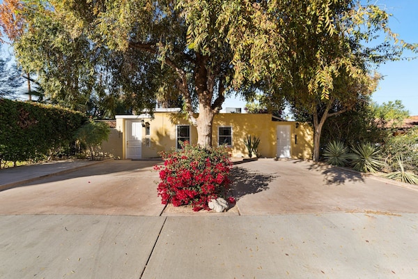 Spanish-style 2-bedroom House Near Downtown Palm Springs - Palm Springs, CA