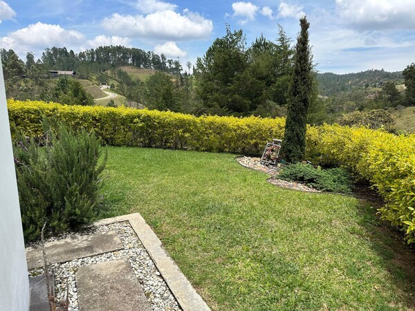 Casa Campestre, Zona Gastronómica A 15 Minutos De El Retiro - La Ceja