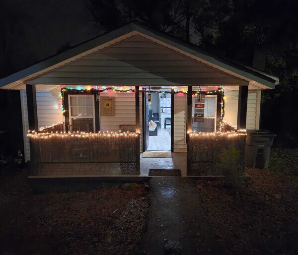 Charming 2-bedroom House With Ac, Wifi In Greenville - Travelers Rest, SC