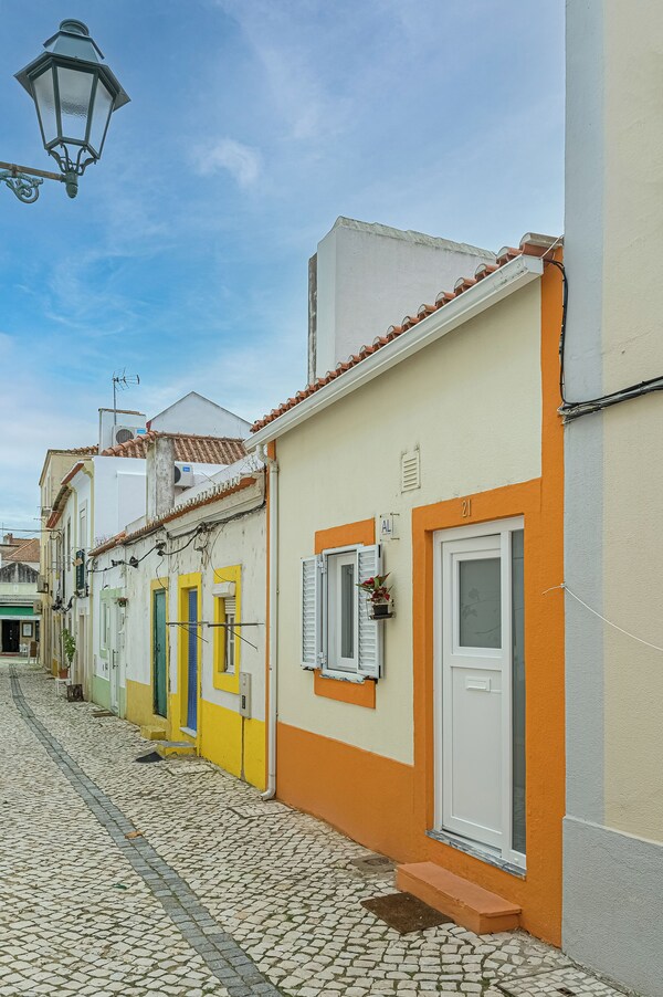 Joia Do Tejo Traditional Fisherman's House In The Heart Of Alcochete - Alcochete