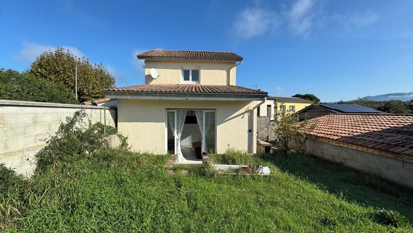 Seasonal Rental Maisonnette - Romans-sur-Isère