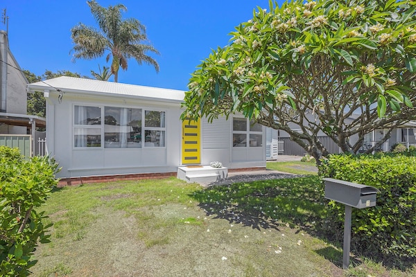 Frangipani Hideaway - Close To Everything! - Central Coast