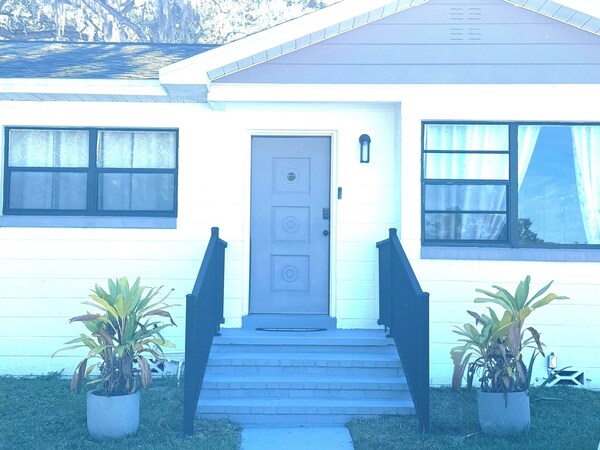 Tranquil 3-bedroom House In Sanford With Ac, Wifi - Sanford, FL