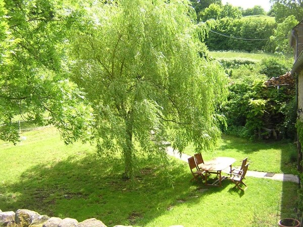 Gîte St Saturnin, Cézallier, Monts Du Cantal, Vallée De La Santoire - Cantal