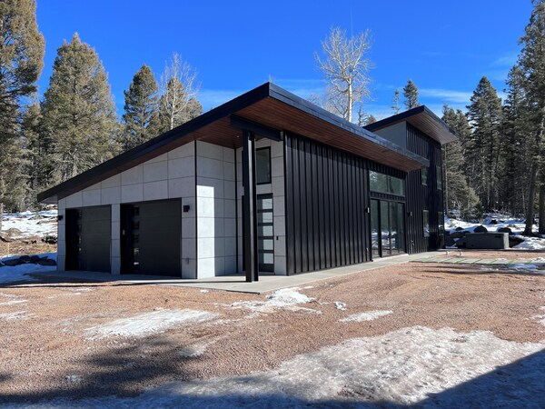 Brand New December 2024!  3 Master Suites Plus Huge Bunk Room/tv Room! - New Mexico