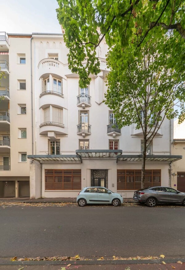 Design Apartment In The City Center Near Thermes - Vichy