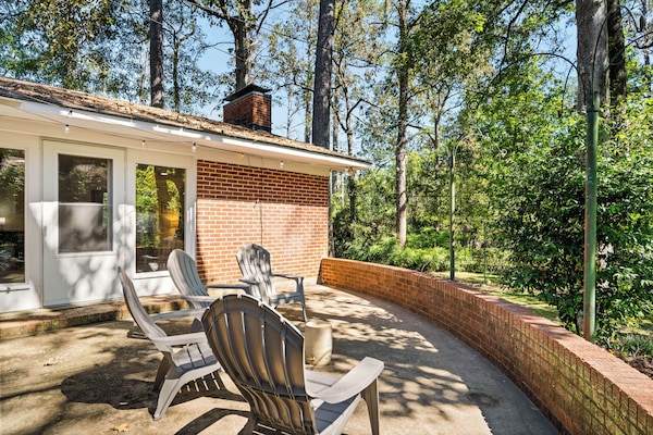 Katie's Place-newly Renovated-workspace-pet Friendly-family Games - Alexandria, LA