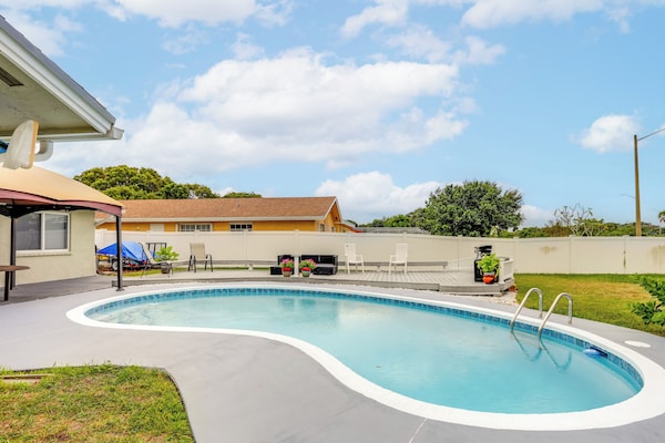 6 Mi To Riviera Beach: Wpb Retreat W/ Pool Access! - West Palm Beach, FL