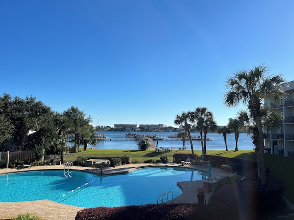 Cozy Waterfront Condo - Pb B215 - Fort Walton Beach, FL