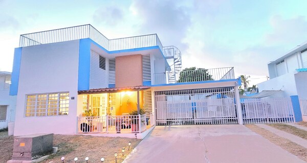 Guánica Sunny Home~pool~jacuzzi~playa Santa Beach Private Access - Puerto Rico