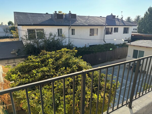 Pet Friendly-rose Parade Route-2-bedroom House Walk To Pcc, Cal Tech - Altadena, CA
