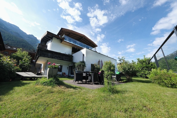 Ferienwohnung 'Appartement Gletscherblick' Mit Bergblick, Privater Terrasse Und Wi-fi - Sellrain