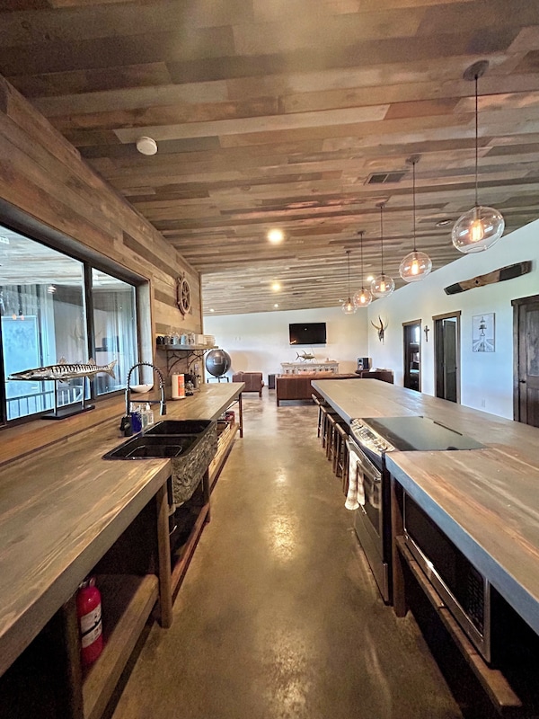 Lemonfish Lodge, Venice, Sleeps 10-12 - Louisiane