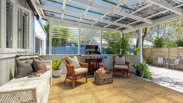 Hemingways Lakehouse - Shoalhaven Heads