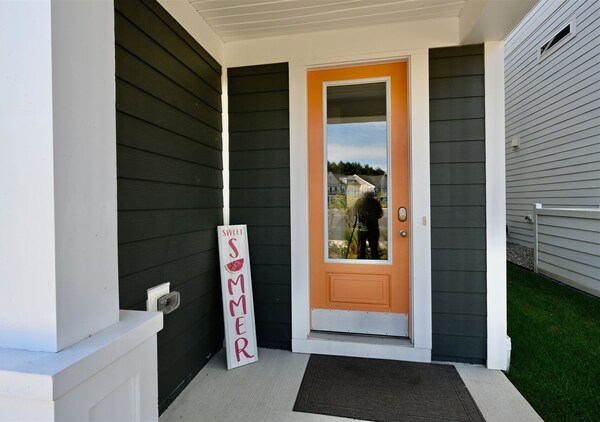 Bayside Resort * 1 Small Dog Allowed: Luxury 5br Beach Home *  W Fenwick Island - Delaware