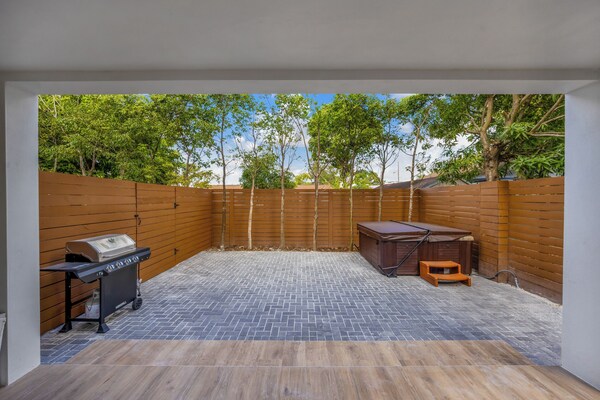 Up To 12 Guests! Modern Villa In Wynwood - Miami