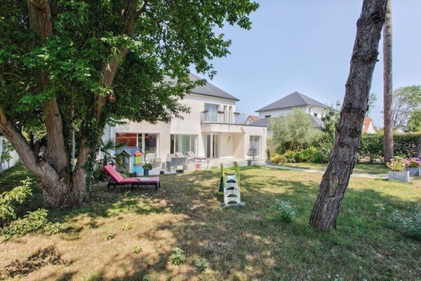 Bordering Cabourg Villa Entière - Cabourg