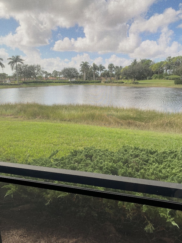 Charming 2-bedroom + Office Condo With Wifi, Fitness Room In Gorgeous Fort Myer - Fort Myers, FL