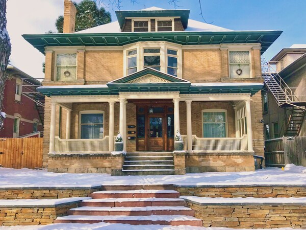 Spacious 3-bedroom Apartment With Wifi, Ac In Charming Denver - 덴버