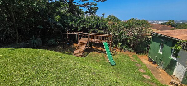 Woodlands Escape A Charming 3-bedroom House With Ac/wifi In Sunny Durban - Durban