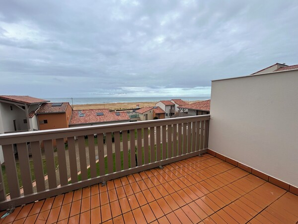 Appartement Capbreton-hossegor Pour 4 Personnes Avec Terrasse - Vue Océan. - Labenne
