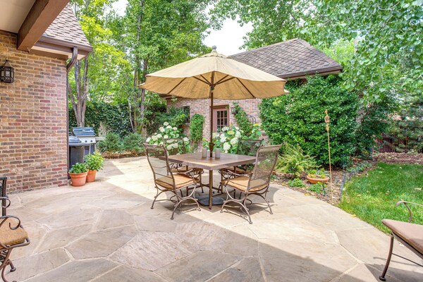 Walk To Du, Dining & Parks: Spacious Denver Home! - Denver, CO