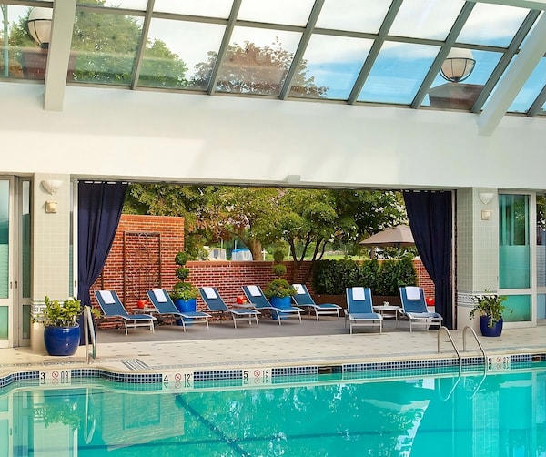 Vacation At Its Finest! W/ Pool, Close To Fogg Art Museum, Cambridge! - Malden, MA