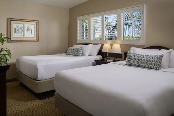 Partial Bay View Suite Queens, Bahia Resort, Heated Pool, Private Beach - Baja California