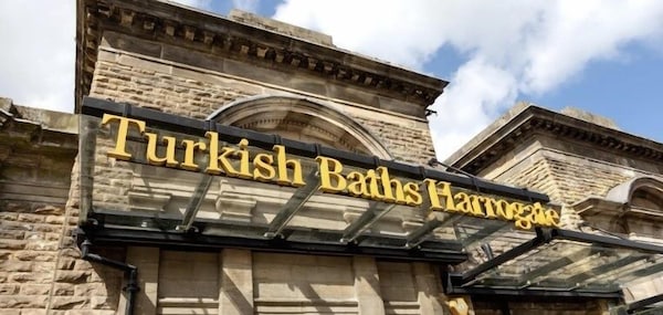 York Place Suites - Free Parking - Harrogate