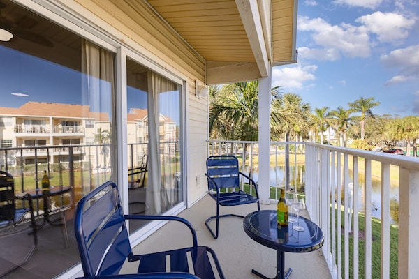 D&d · Pondview Modern Farmhouse Condo - Melbourne Beach, FL