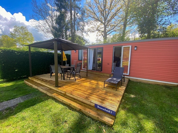 Luxus-mobilheim Bourscheid, Resort Walsdorf, 7 Pers., Terrasse Mit Aussicht. Perfekt Für Naturfans. - Diekirch
