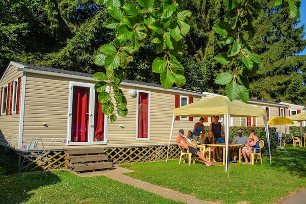 Luxus-mobilheim Mullerthal Deluxe, Resort Walsdorf, 6 Pers., Garten Mit Liegestühlen. Ideal Für Familien. - Luxembourg