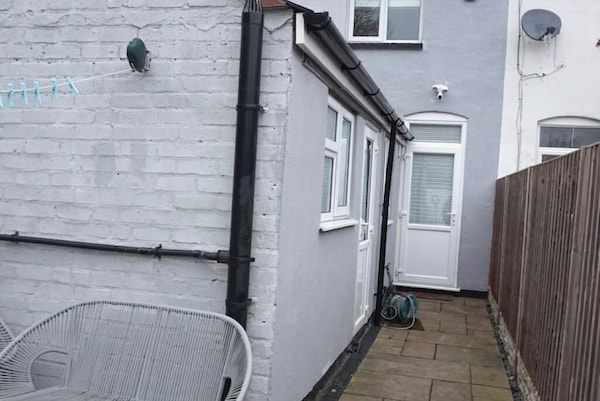 Cosy Home In Sutton Coldfield - Drayton Manor Resort