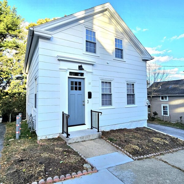 Cozy Coastal Cottage. - Connecticut