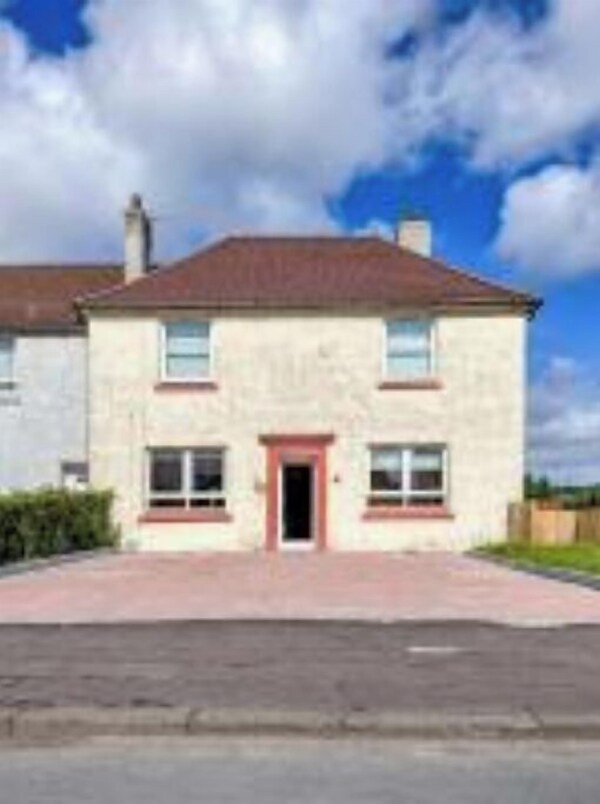 Colourful Life-house Near Glasgow - Balloch
