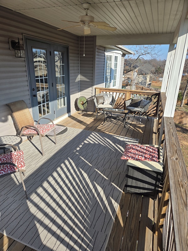 Beautiful And Spacious 5-bedroom Home In Waynesville-close To Fort Leonard Wood - Fort Leonard Wood, MO
